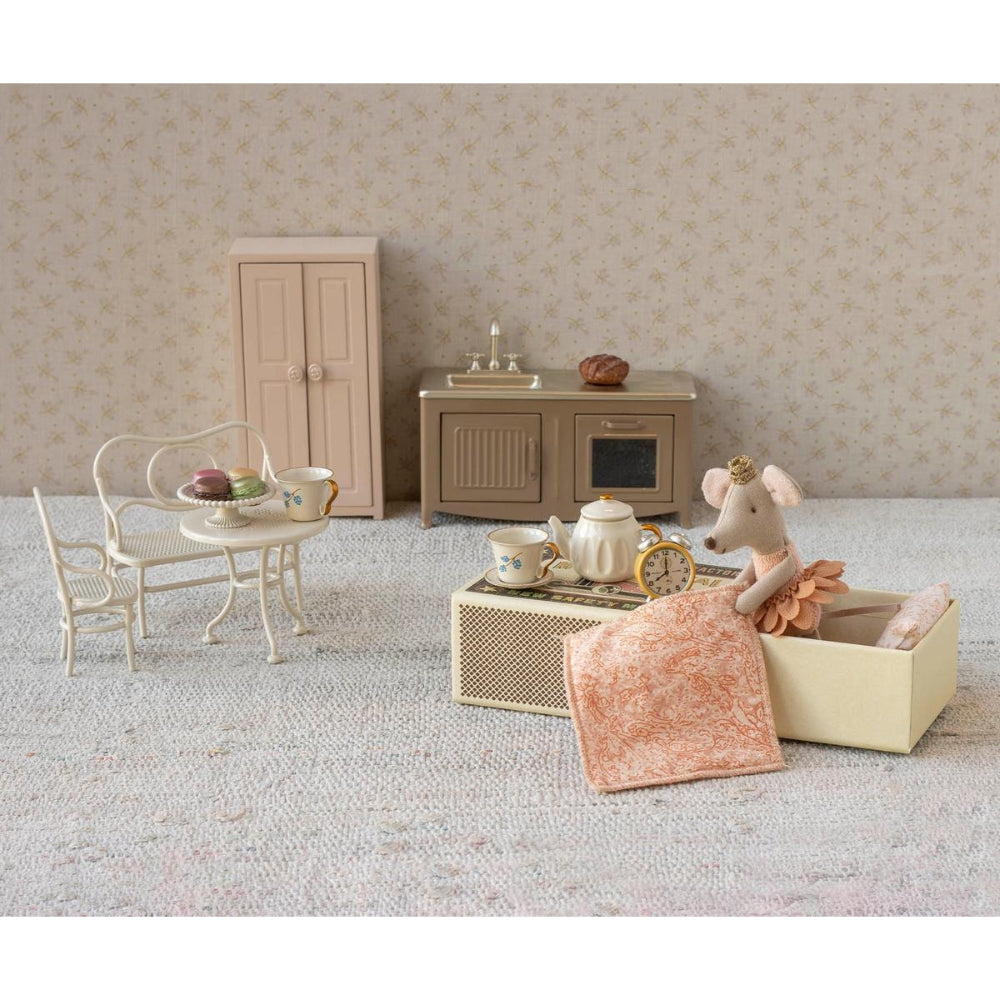Maileg Café Set, Mouse, Small - Off White – Petit Bazaar