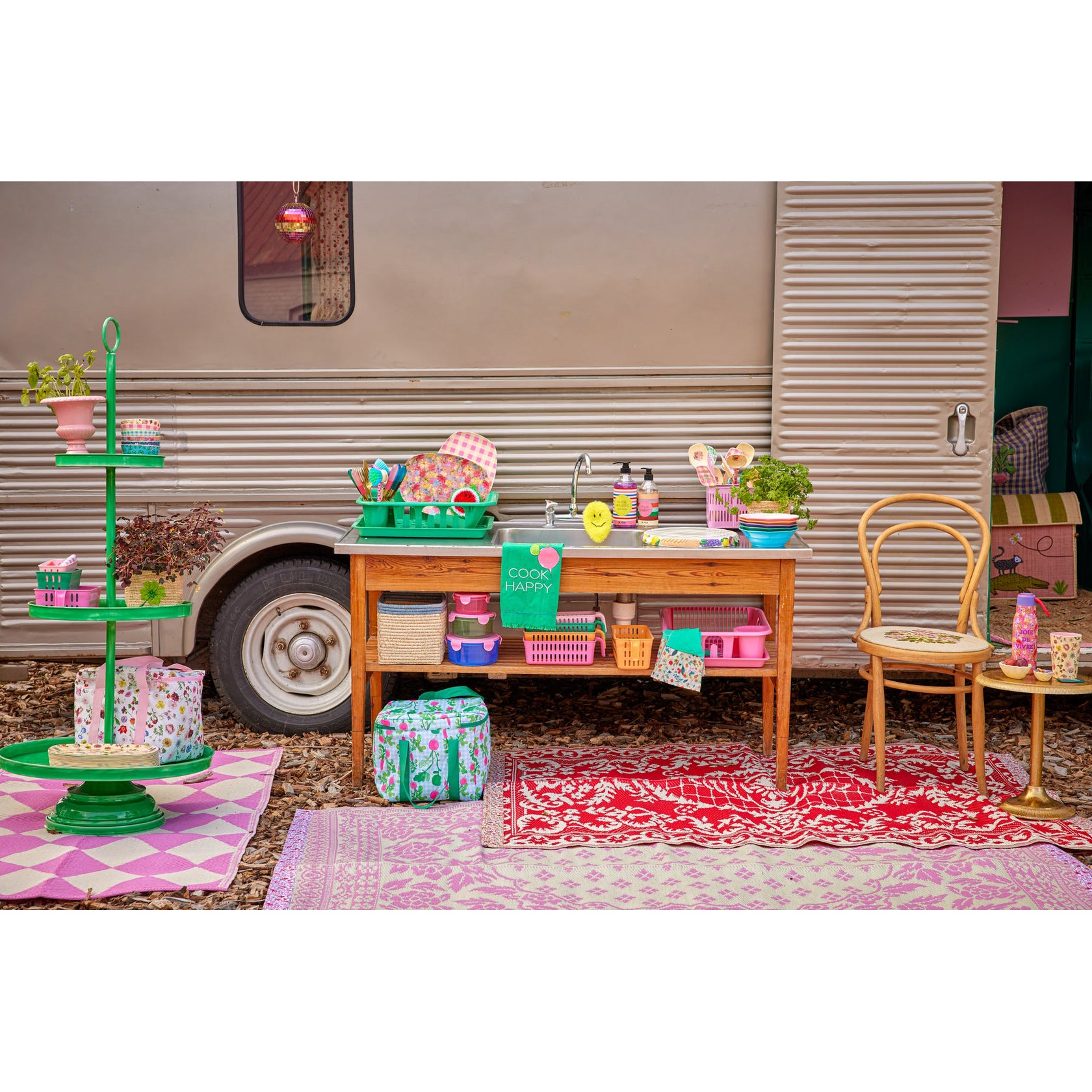 Rice DK Recycled Plastic Runner with Soft Pink Harlequin Checkers ...